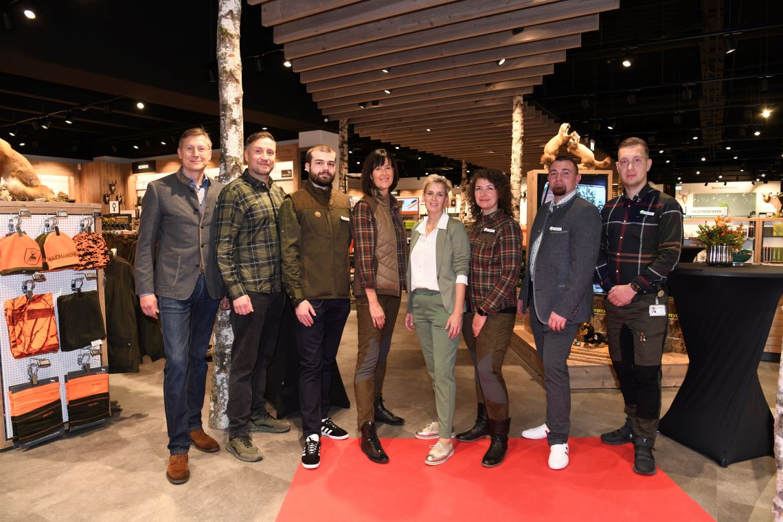 „Rausch der Sinne“ bei der Eröffnung der 25. FRANKONIA Filiale in ...